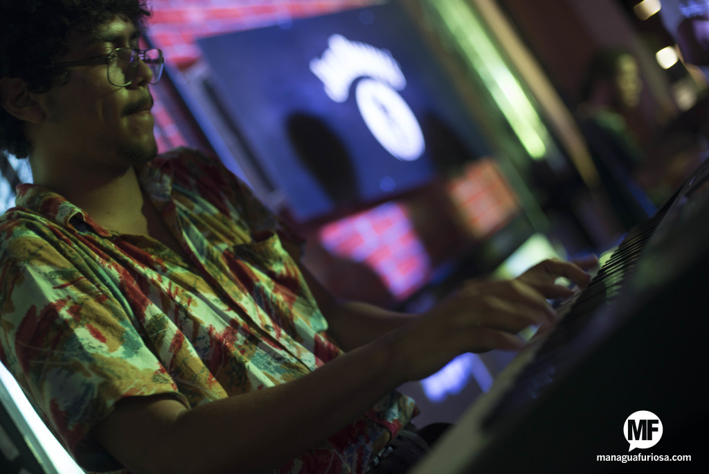 Nadsat: música sin esquemas – Furiaca.com